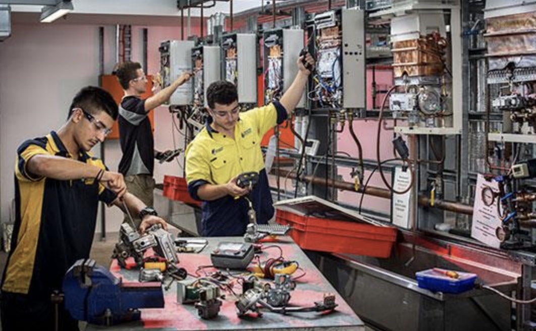 Big overhaul of TAFE South Australia system from 2023 with move away ...