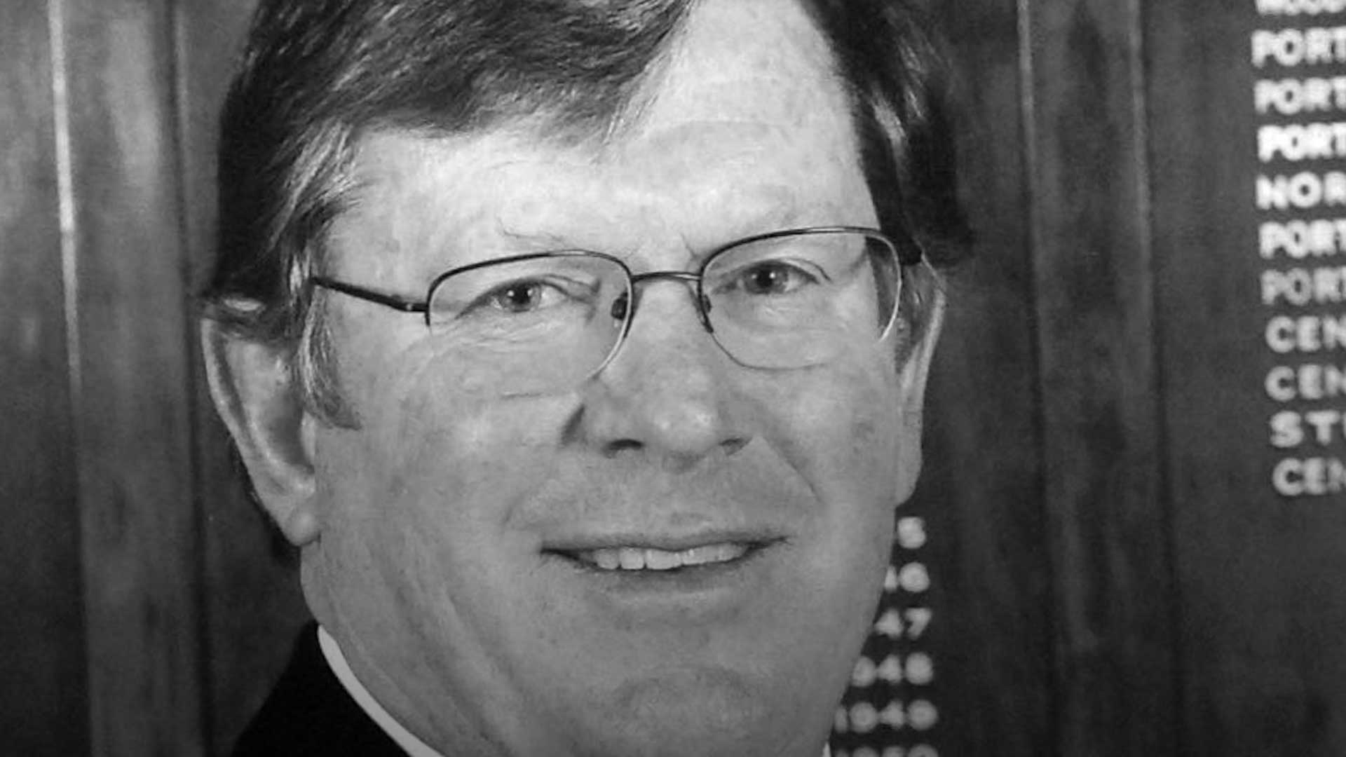 Wayne Jackson readied for Australian Football League's top role (1996 ...