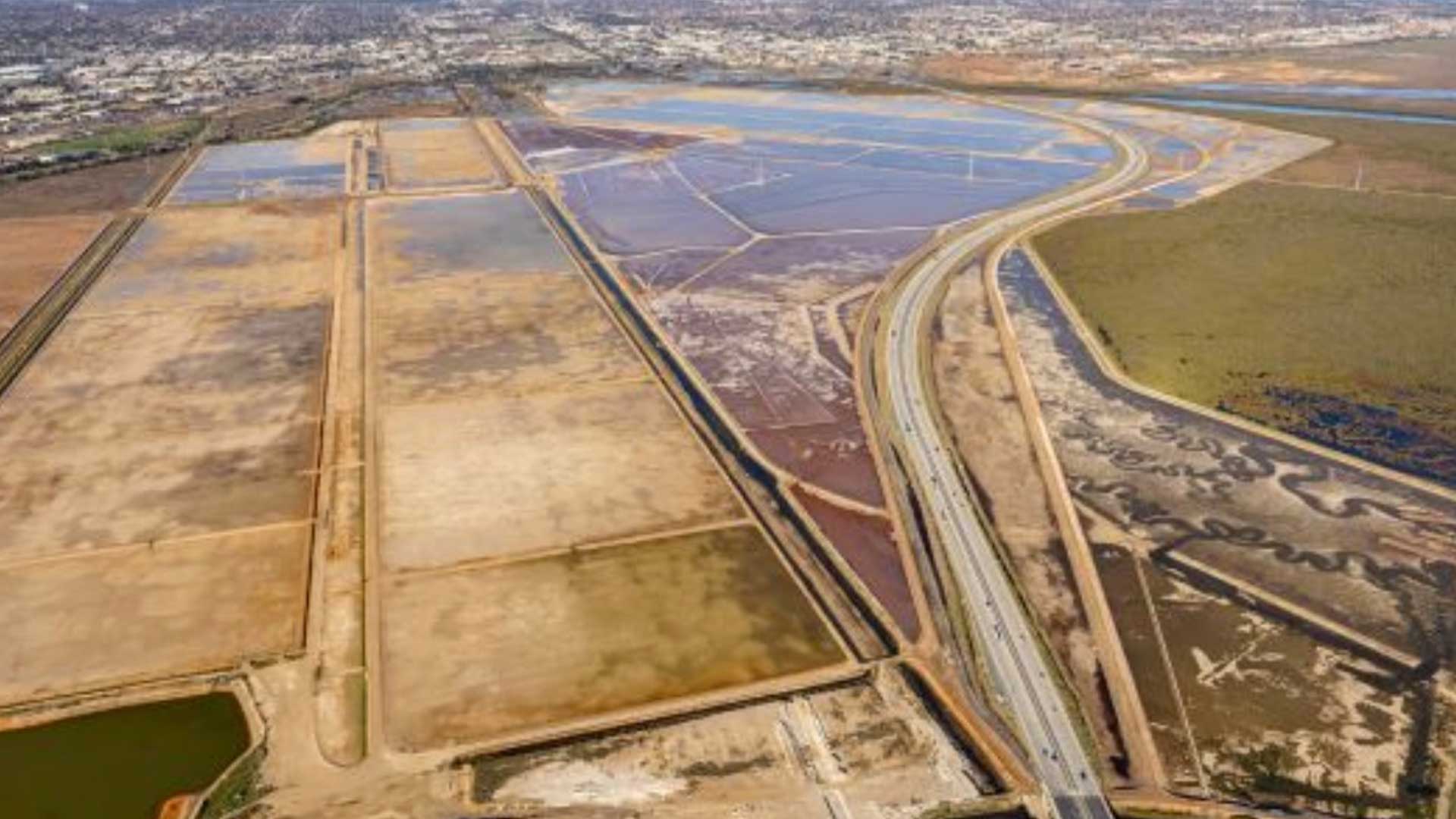Challenge of Dry Creek salt field for housing in Adelaide north suburbs ...